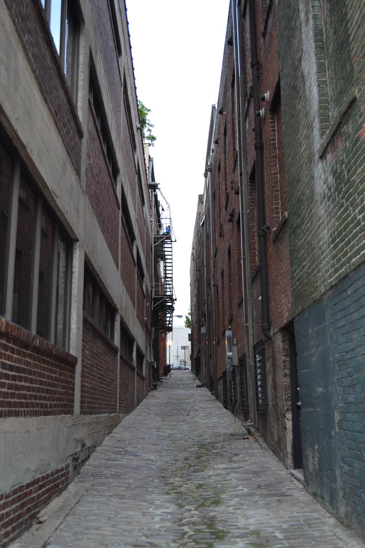 2013 Road Trip: Downtown Memphis - Scott Bradford: Off on a Tangent